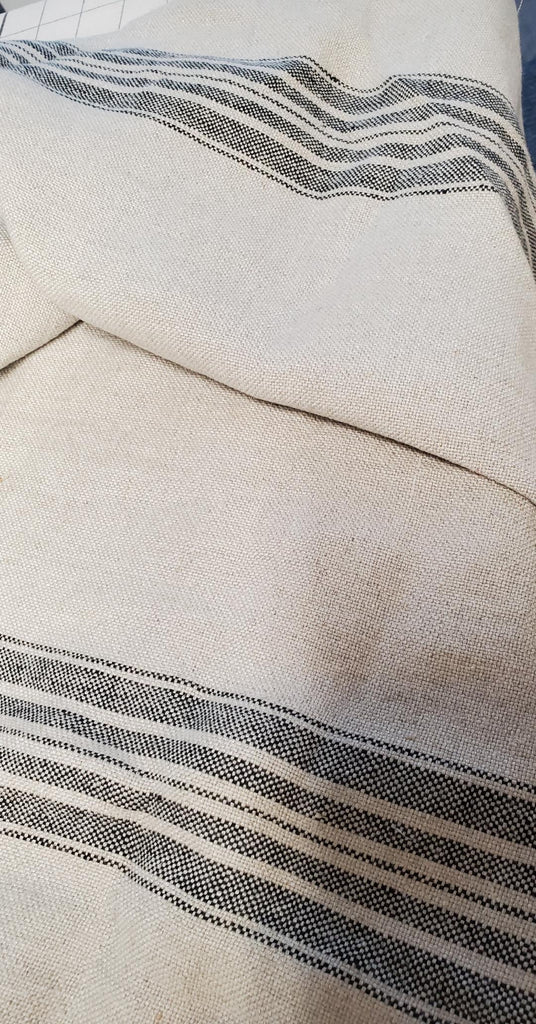 Roman Shade #097 (French "Grain Sack" Relaxed, Lined) – By Harrington